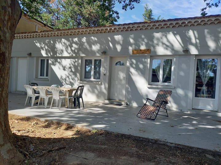 Maison Cosy + Caravane 4 Pers De Drôme à Provence. - Donzère