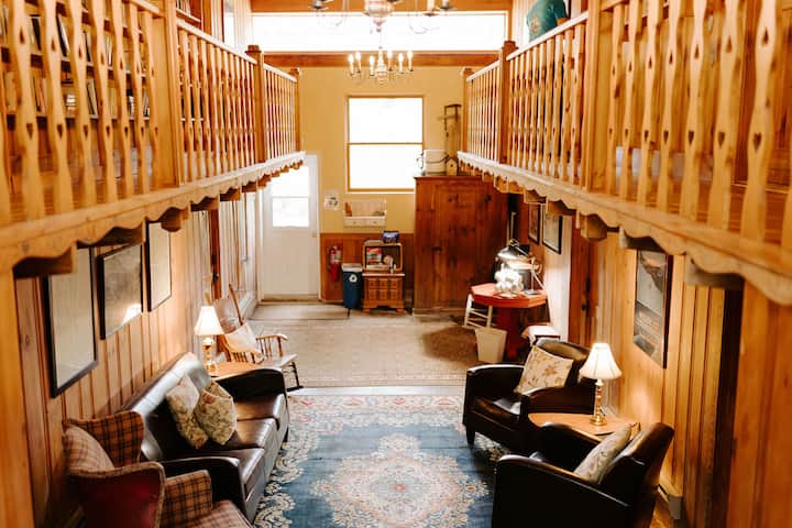 The Carriage House – Sleeps Up To 16! - Conway, NH