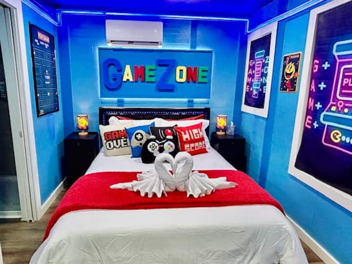 Game Zone-wifi, Kitchinette, Pacman, Mario Bros - Sparks, NV