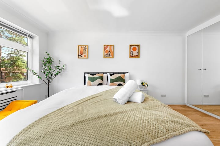 Tranquil Escape In Hertfordshire | Free Parking - Harrow