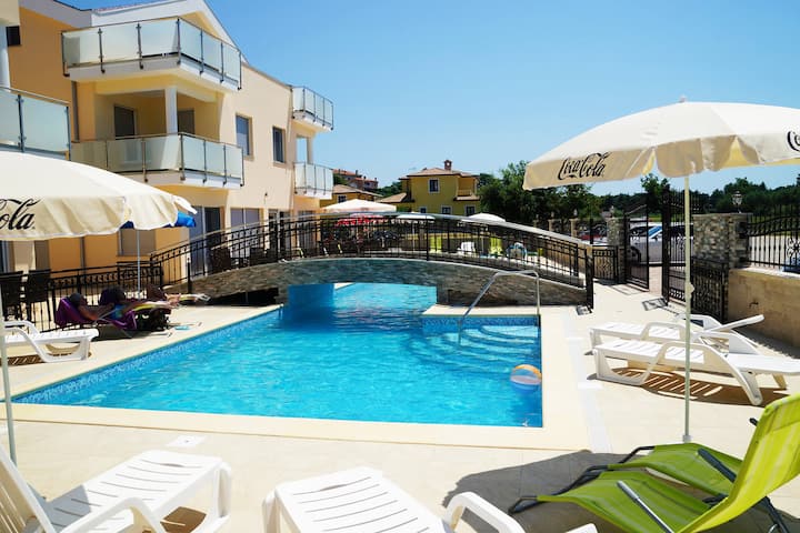Apartments Funtana With Pool - Vrsar