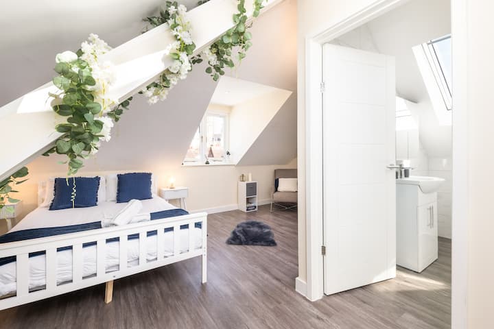 Spacious City Centre Penthouse Gem Cathedral View - Canterbury