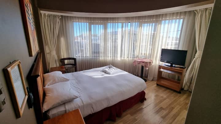 Familiar Matrimonial + 2 Single - Los Angeles, Chile