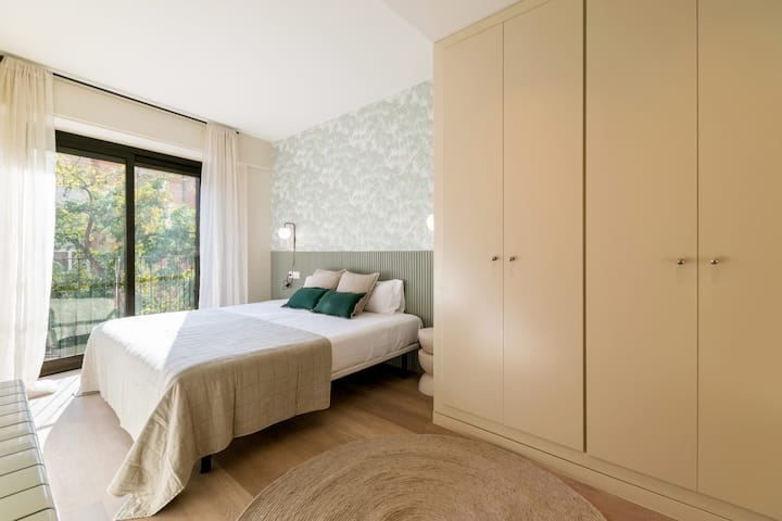 Bright Brand-new 3-bedroom In Gràcia V - 