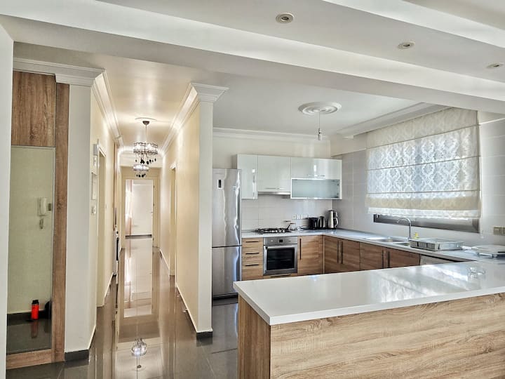 B Unique Central Kyrenia Apt - Ciprus