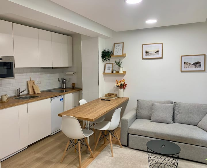 Zarzuela Campoamor (Centro, Plaza De Garaje) - Oviedo