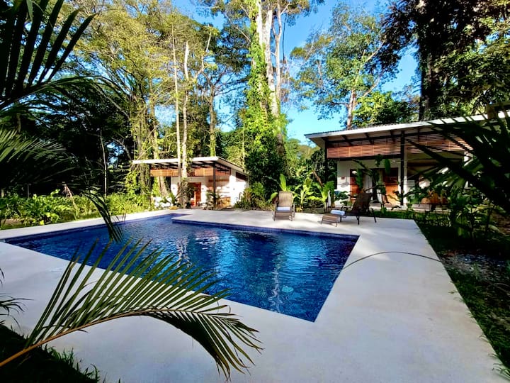 Villa Tucán- A Poca Distancia De La Playa - Punta Uva