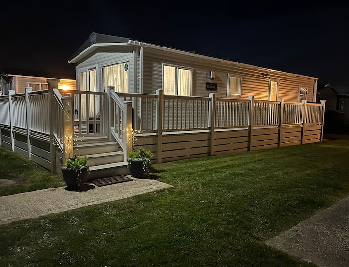 3 Bdrm Dog Friendly Near Avon Beach & Mudeford - Mudeford