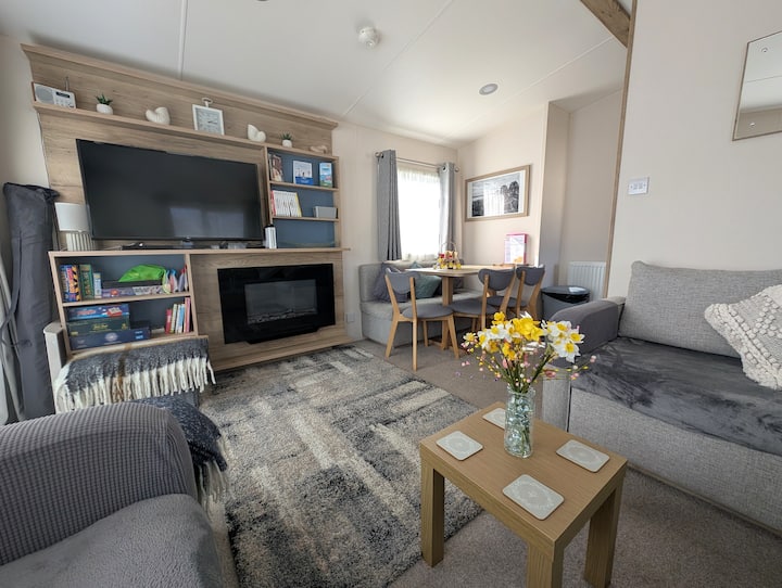 Family & Dog-friendly 3-bed | Dorset Coast - Highcliffe