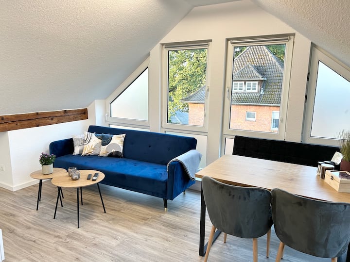 Moderne Wohnung Mit Terrasse, 24h-self-check-in - Burgwedel