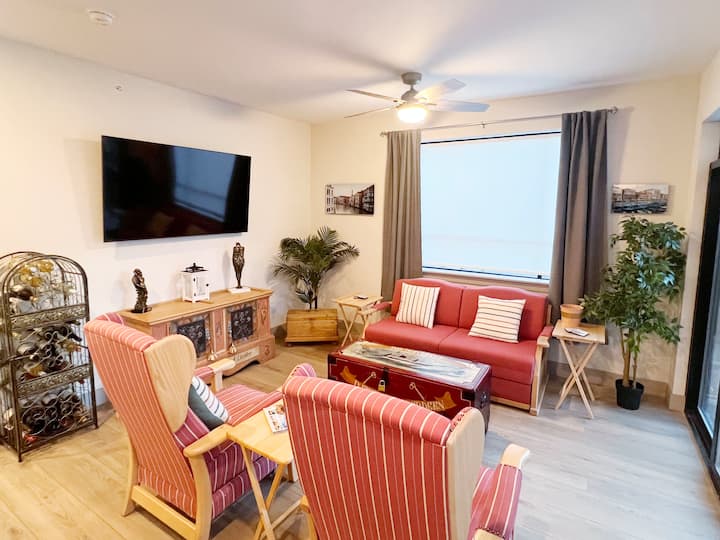 European Condo In The Mountains - Silverthorne, CO