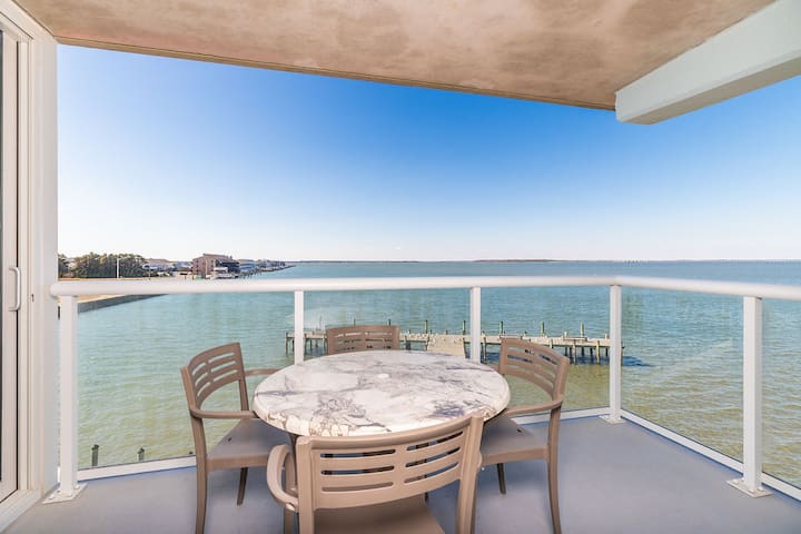 Newly Renovated, Bay Views, Ideal Location - Ocean City, MD