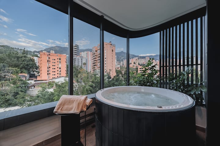 Nock Building Two-bedrooms 602 Bath Tub + Jacuzzi - Medellín