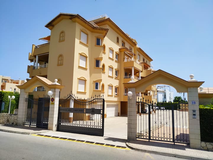 Oliva Nova : Plage Pavillon Bleu Et Golf Sur Place - Oliva