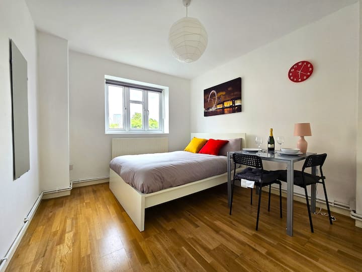 London Eye * Big Ben * Double Room * Wi-fi (Neg) - London