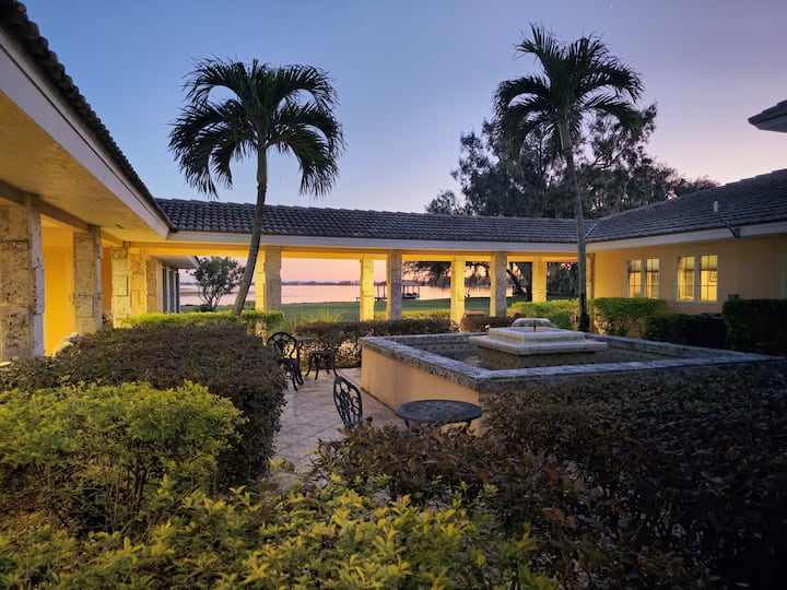 Lake Front Oasis ᨑ Prv Dock ᨑ Pool ᨑ Adults Only - Lake Placid, FL