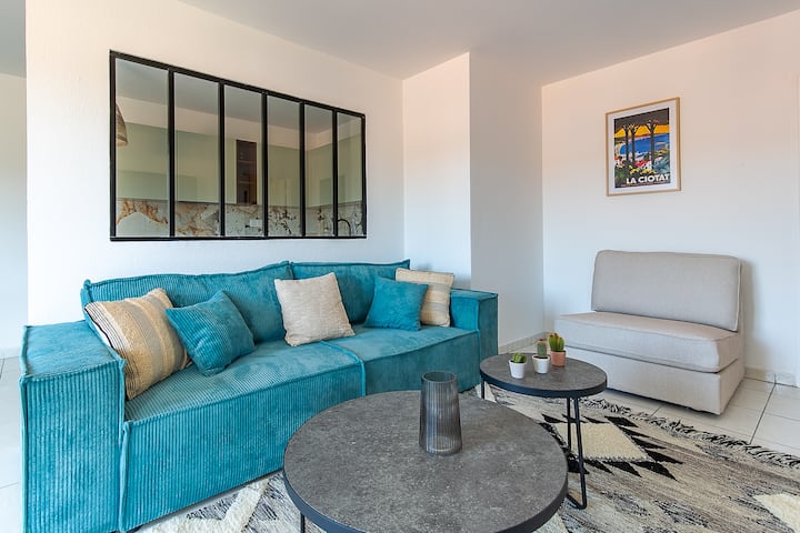 Appart Modern In La Ciotat: Terrasse/ 5min Plage - La Ciotat