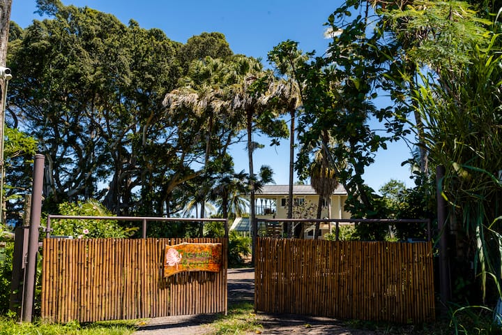 Entire Estate - The Last Resort - Hawi, HI
