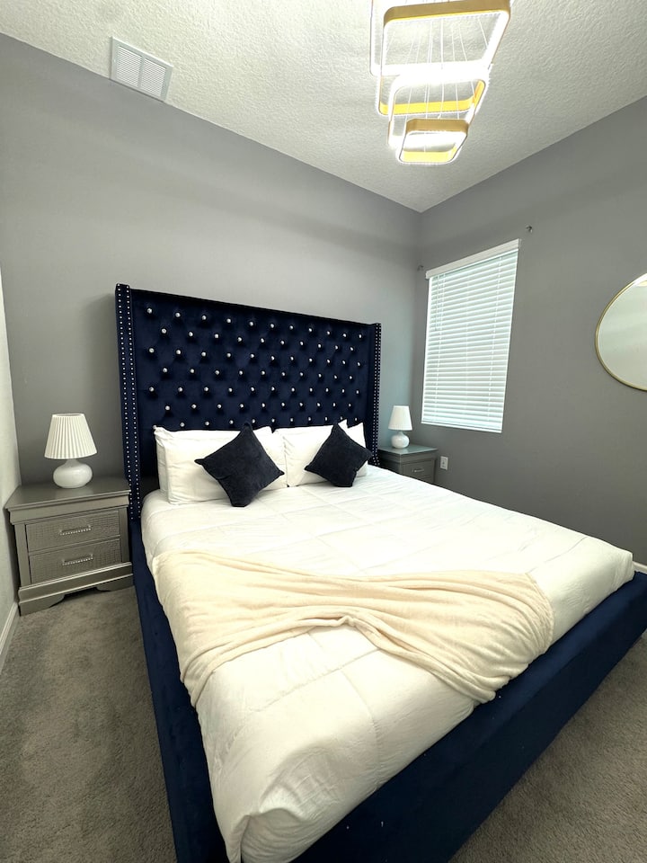 1st Floor King Bedroom | Close To Disney Parks - Kissimmee
