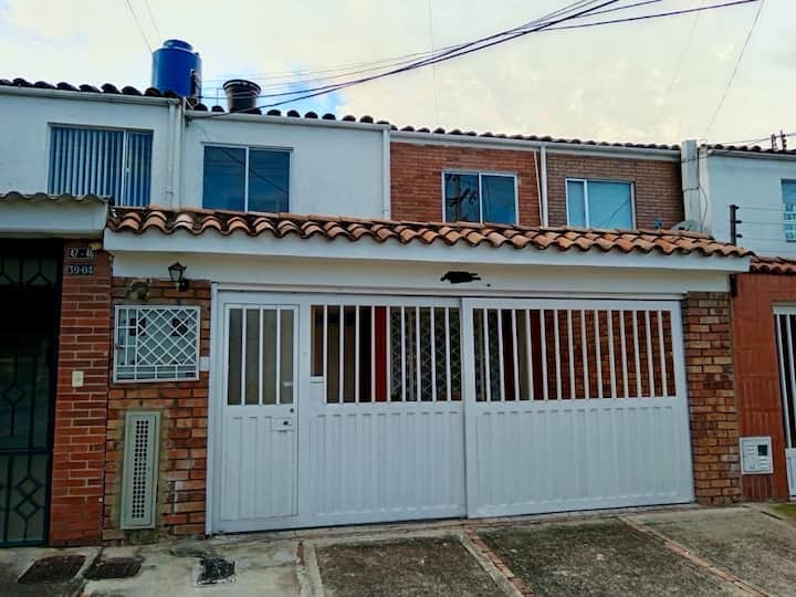 201 - House In Central Area Of Bogota - Bogotá