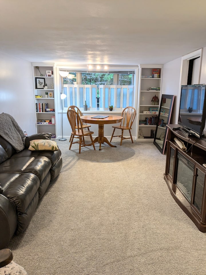 Cazenovia Private, Bright In-law Apt - Cazenovia, NY