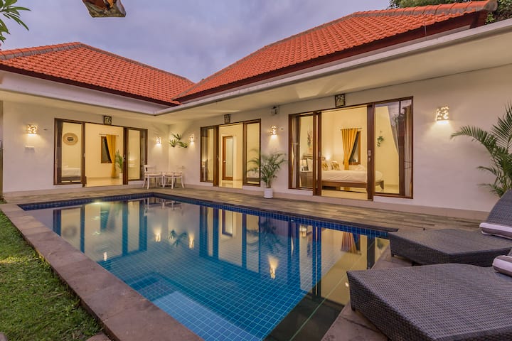 *Beautiful 3 Bd Villa - Berawa, Canggu - Canggu