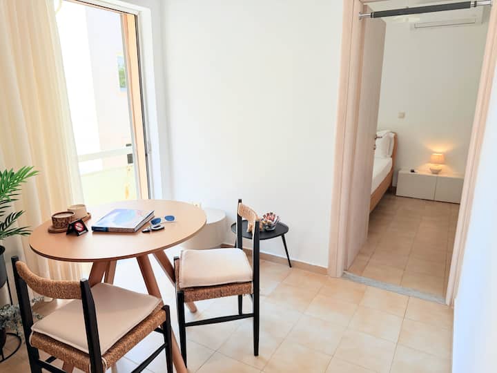 Yia Banaki -1 Min Walk To Beach.old Town 7min Walk - Chania