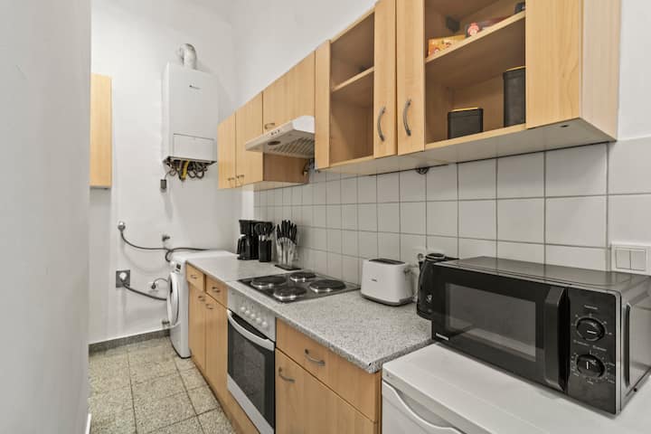 Near Innere Stadt | 3min Walk To U4 Friedensbrücke - Wien