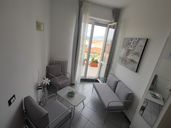 The Happy Days- Green Single Room - Pise