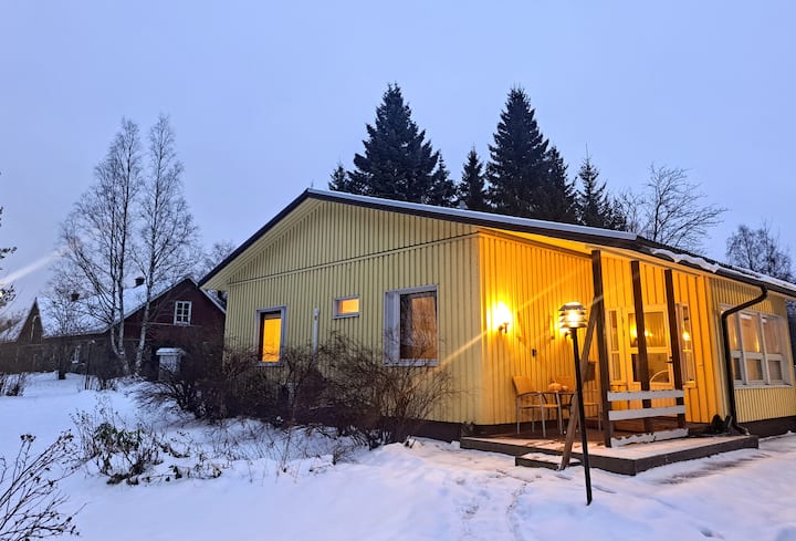 Peaceful 2 Bedroom House And A Big Yard Near Oulu - Oulu