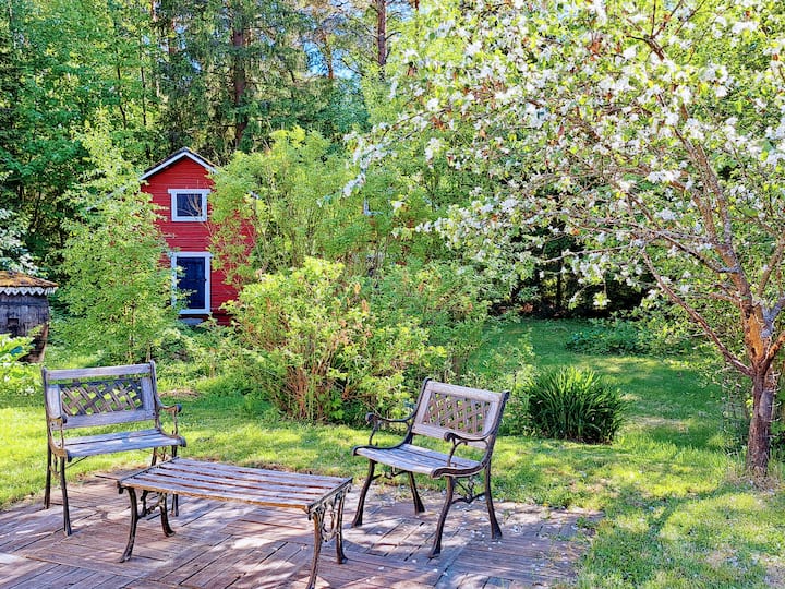 Peaceful 2 Bedroom House & A Big Yard Near Oulu - Oulu