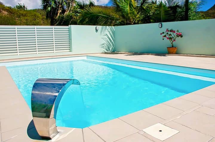 Ti-papaye : Piscine Et Plage De Rêve - Les Anses-d'Arlet