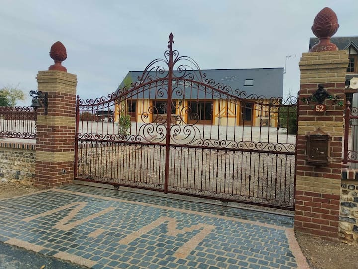 Gîte Le Pigeonnier Familial 6/8 Personnes - Bernay
