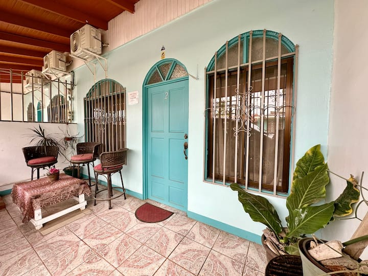 Casita La Sirena - Punta Arenas, Costa Rica