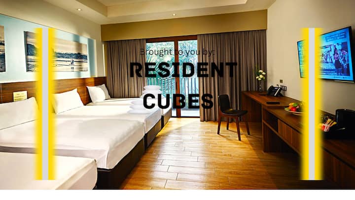 Beach Bay@ Attractions Packed Beach Resort 4 Beds - Tampines
