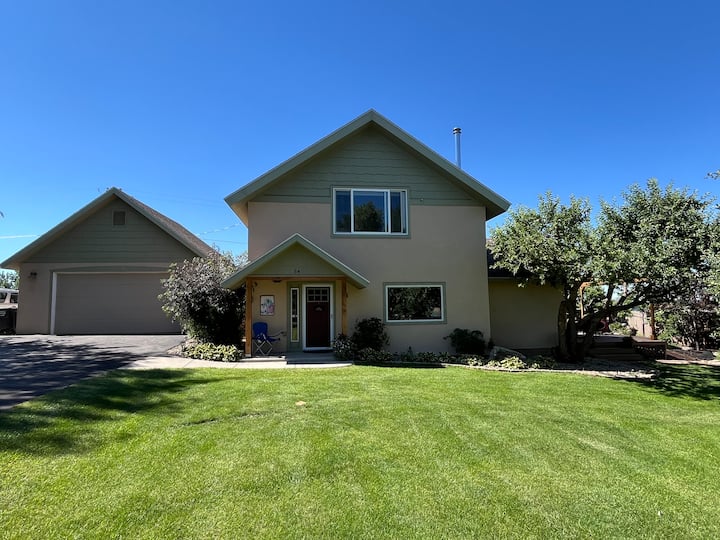 Pumpkin Patch Retreat. - Durango, CO