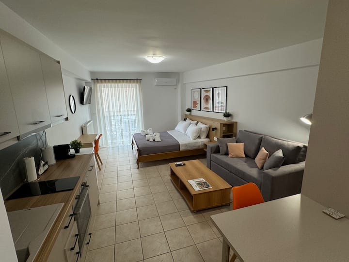 In Homy Comfortable Studio D-5 Near Metro - Athens