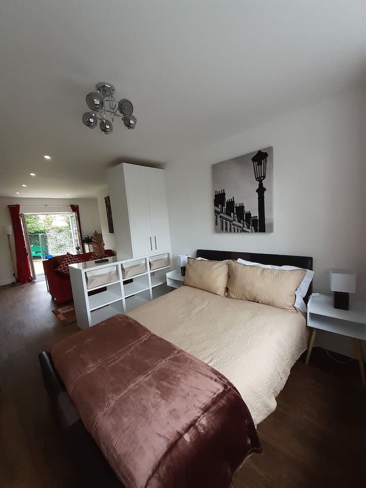 Homelea Studio - Bright & Modern - Bath