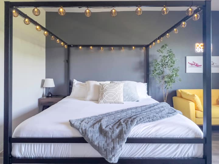 Iconic Nike Studio + Romantic Canopy Glow - Boise