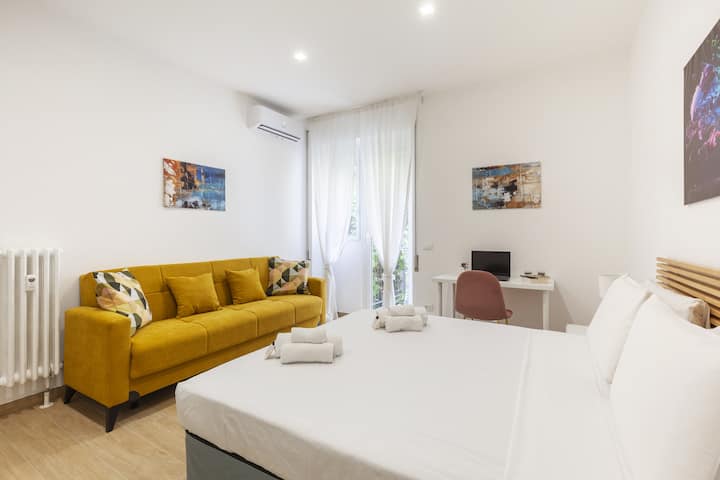 Hostly-libia Light Lodge-10min Metro To Colosseum - Roma