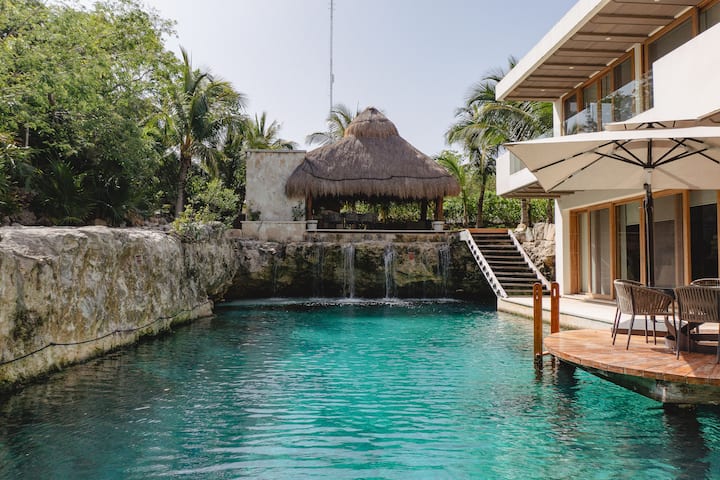 Luxury Villa: Cenote, Caves, Waterfall & Lights - Puerto Aventuras