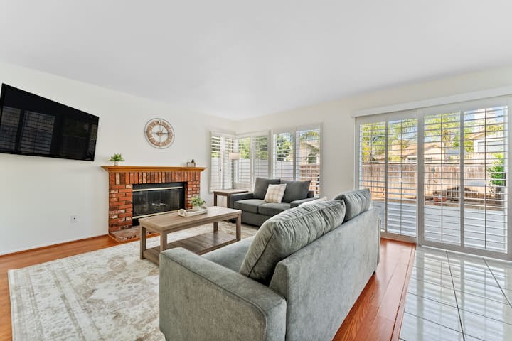Mid-term| Hoa Pool, Spa & Gym | Wifi | Ac | Garage - Loma Linda, CA