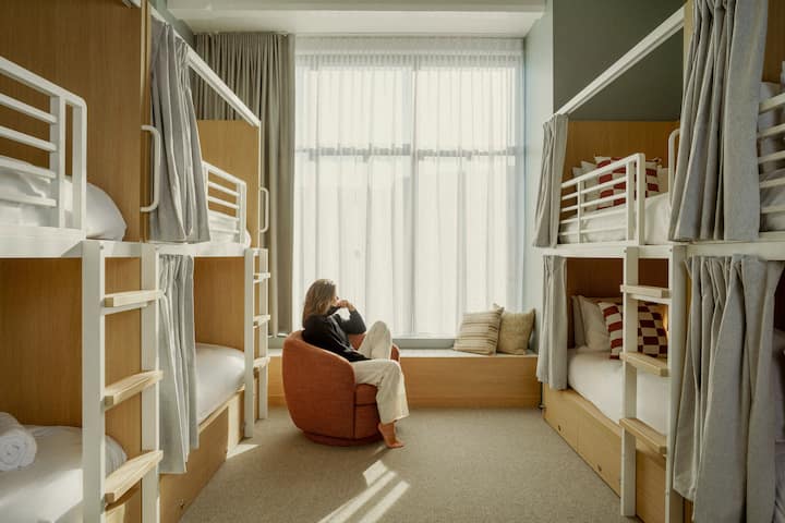 The Bubbly Bunks - 8 Beds, Hens Party Vibes - Christchurch