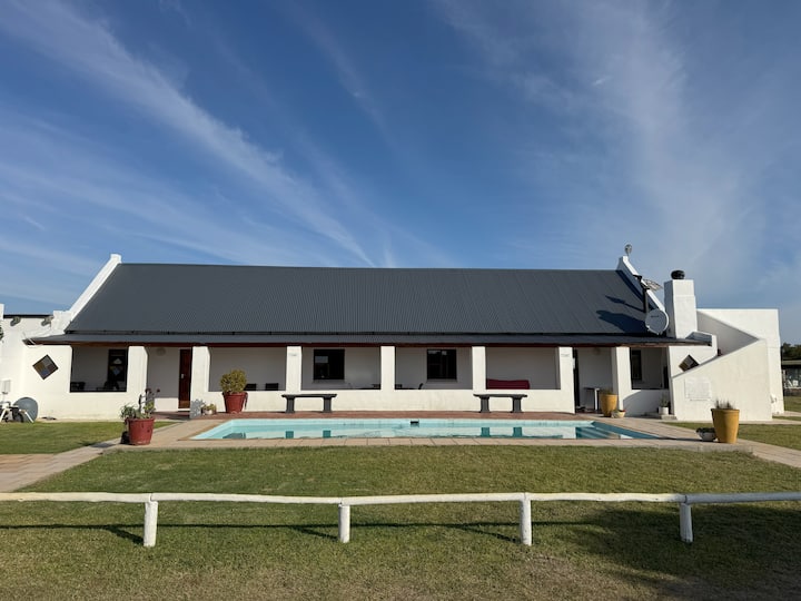 Family Holiday Home - Yzerfontein
