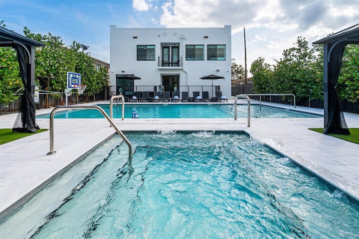 2-bedroom Apartment In Miami With Pool - Miami, FL