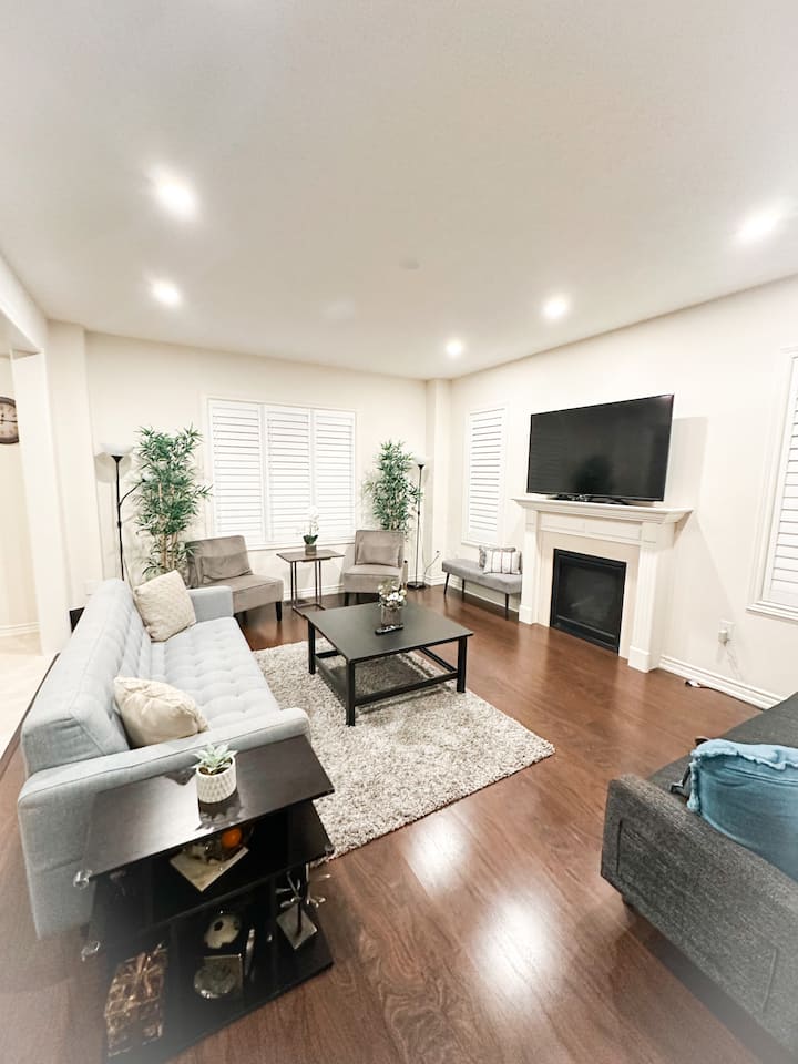 Modern & Spacious 3bed Milton: 2 King Beds Ensuite - Milton