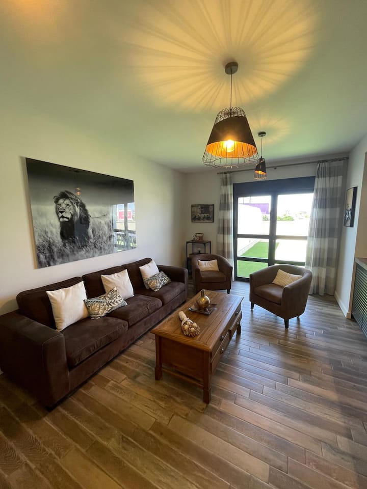 Apartamento Deluxe Con Terraza De 70m2 Y Garaje - Albacete