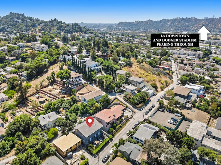Glassell Park Nest| 2b2ba/arcade/tvs In-room/views - Downtown - Los Angeles