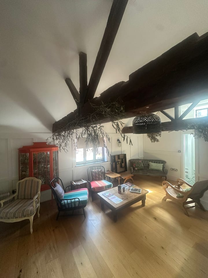 Stunning City Centre Loft Near Goodwood - West Wittering