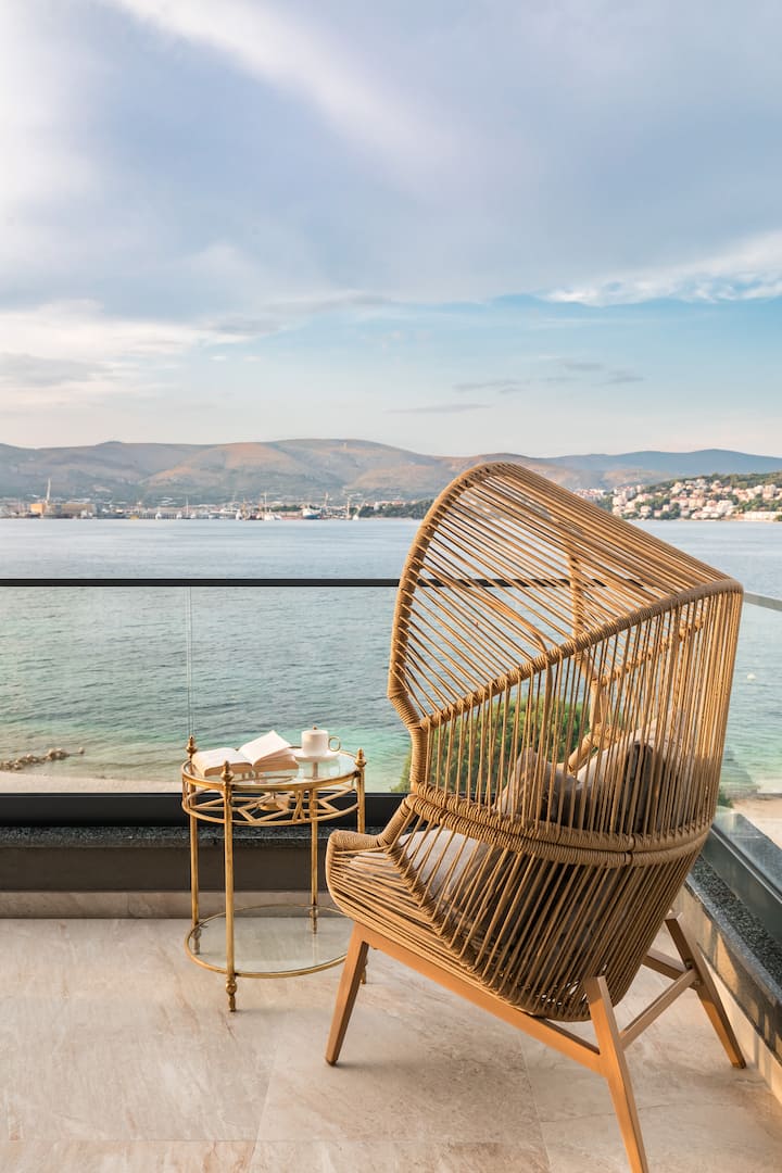 Villa Palace Al Nera Luxurius At Sea - Okrug Gornji